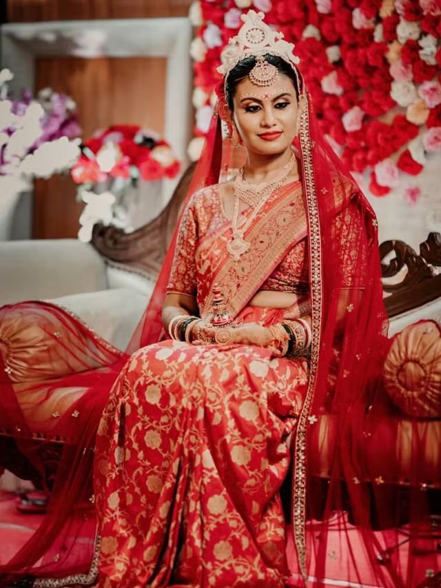 Splendid Wedding Banarasi Saree Looks You Should Bookmark for Wedding ...