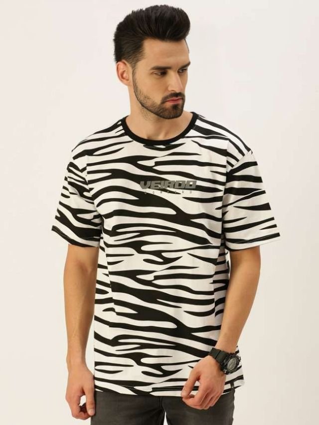 30+ Different Types of T-shirts for Men: Neckline, Sleeves, Designs and Fits