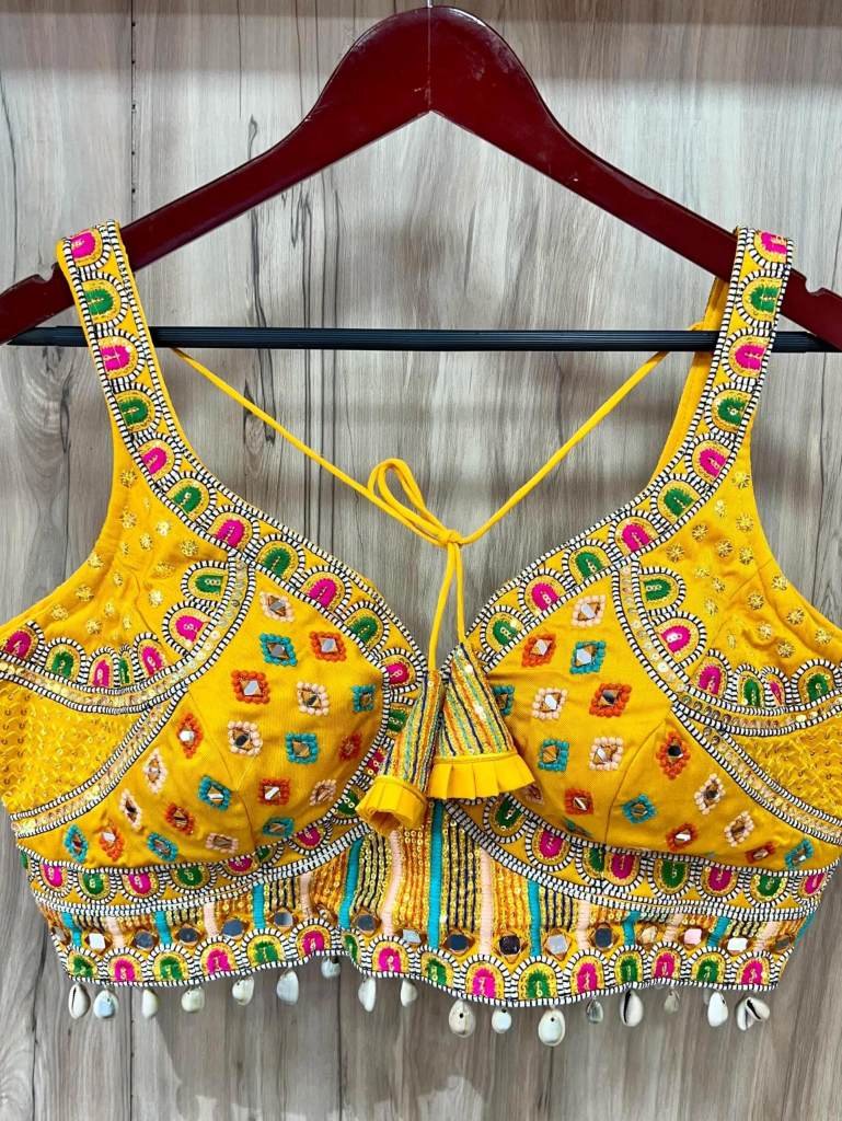 Navratri Special Traditional Sleeves less Blouse with Kaudi lace