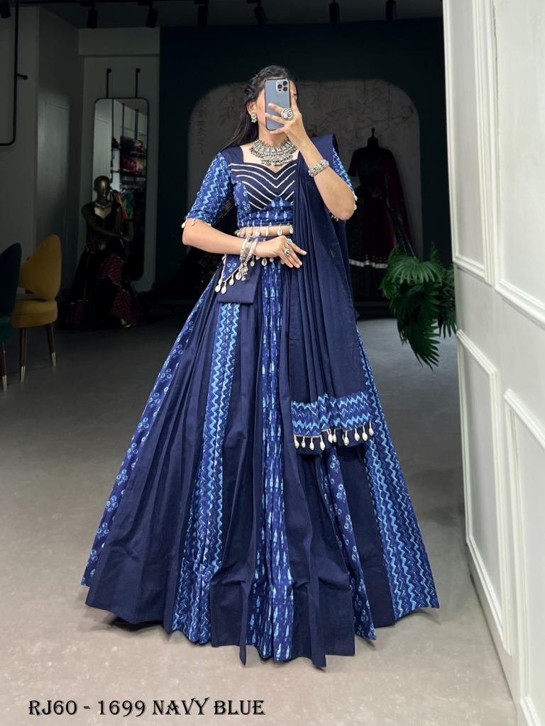 Women's Pure Cotton With Printed With Cowrie (Kodi) Navy Blue Navratri ...